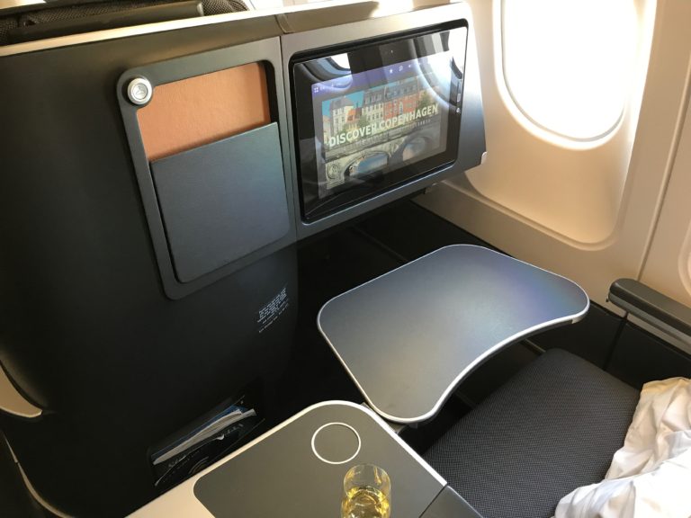 SAS Scandinavian Airlines Business Class Review - Pizza In Motion
